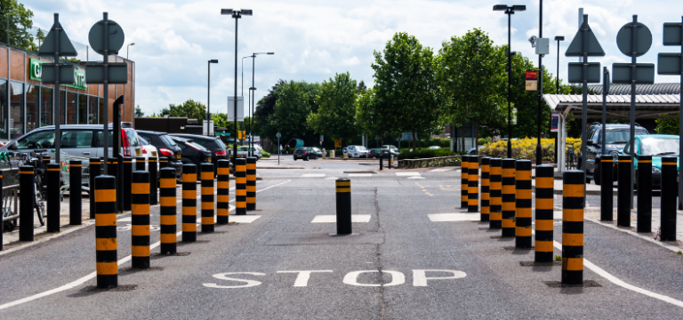 The Advantage Of Automatic Security Gates For Commercial Properties